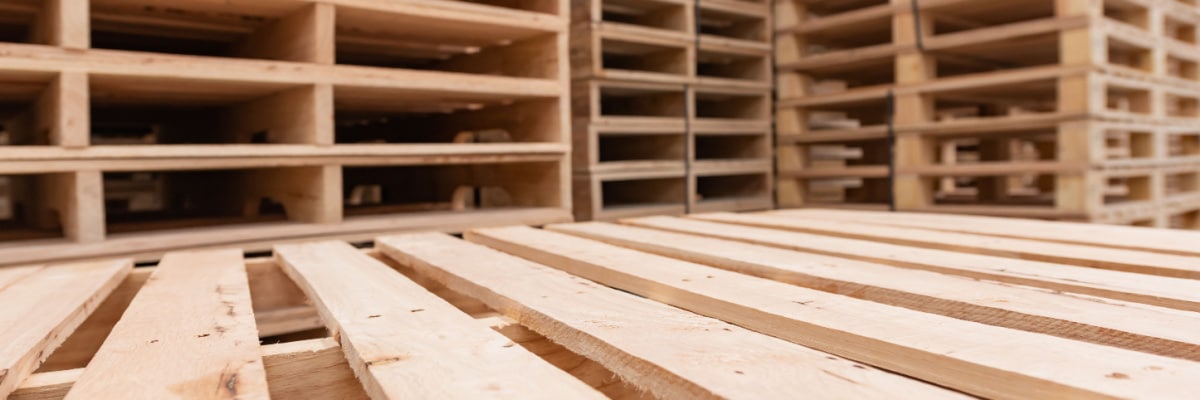 Comparing Different Types of Pallets and Their Uses